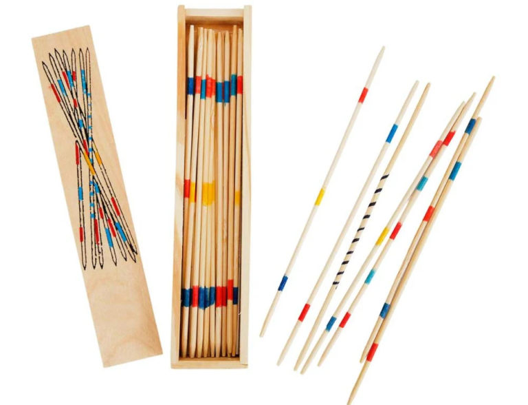 10 jocuri vechi din anii 80-90 de care se bucurau copiii